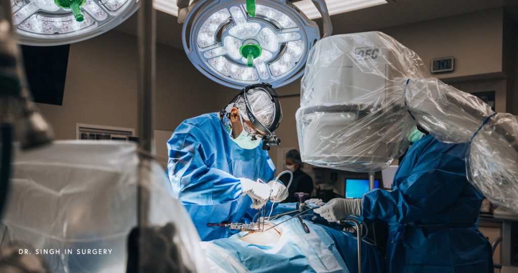 Minimally Invasive Spine Surgeon Chicago - Kern Singh, MD