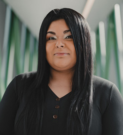 Minimally Invasive Spine Surgery Team Chicago - Kern Singh, MD